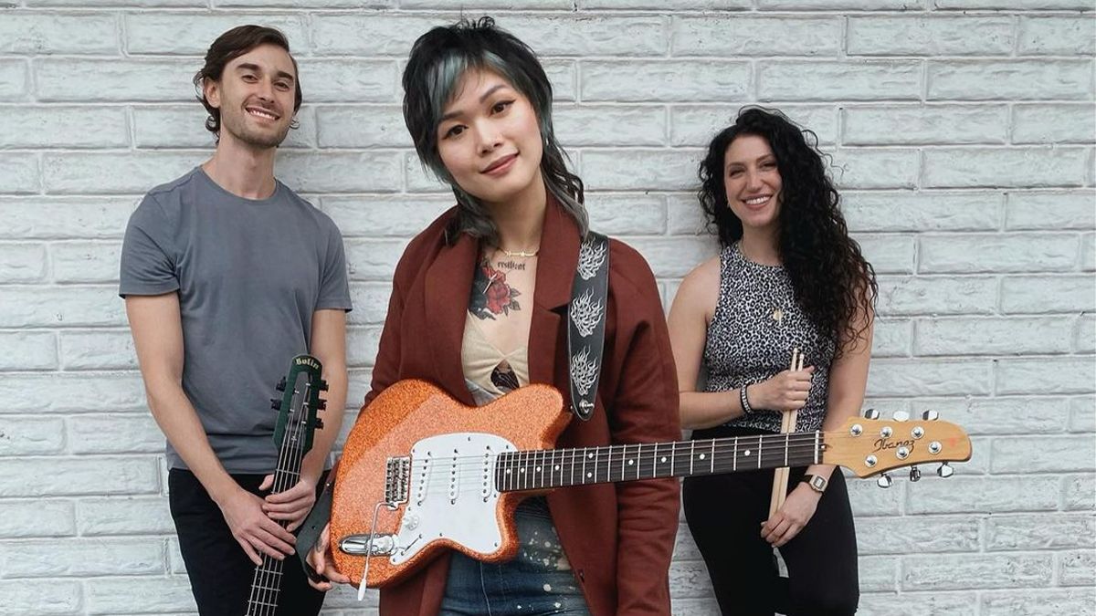 Yvette Young & Covet : redécollage imminent ! – GUITARE XTREME